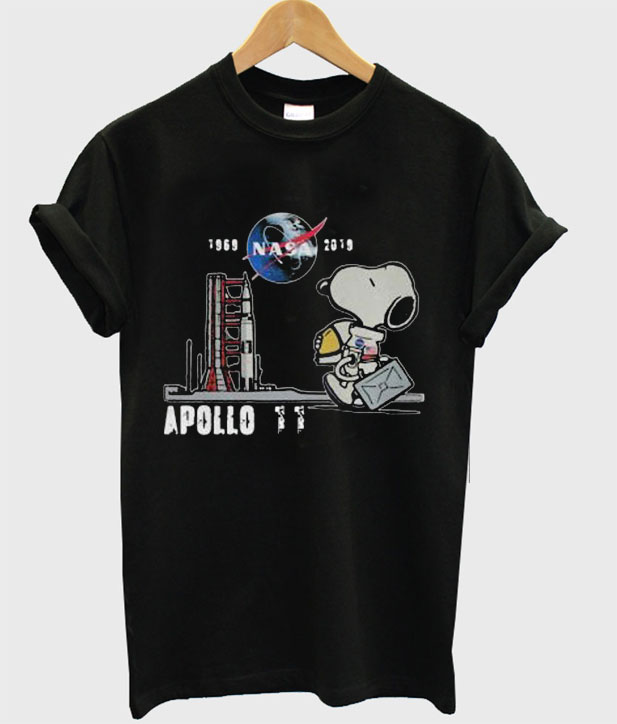 Nasa 1969 2019 Apollo 11 Astronaut Snoopy T-Shirt
